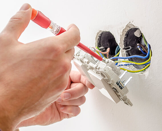 Circuit Breaker Panels - Power MT Corp